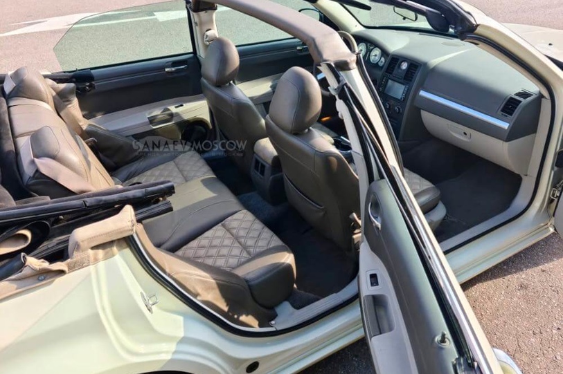 Аренда четырех дверного кабриолета Chrysler 300с ASC Helios в Москве